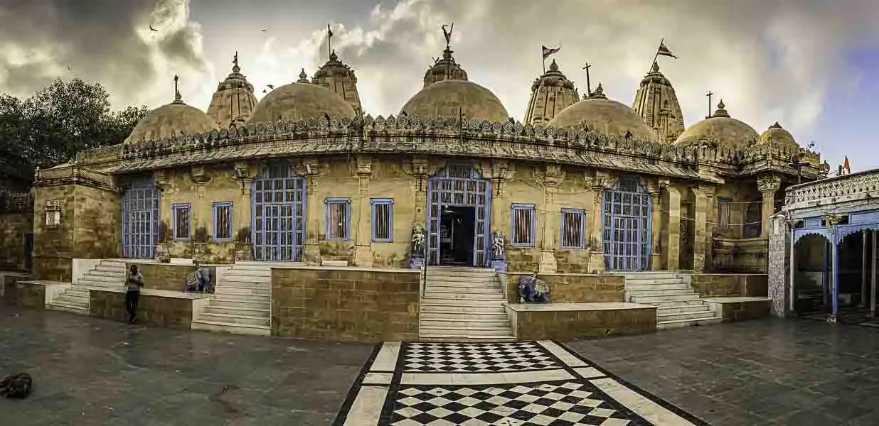 Explore 12 Offbeat Pilgrimage Destinations of India for Inner Peace